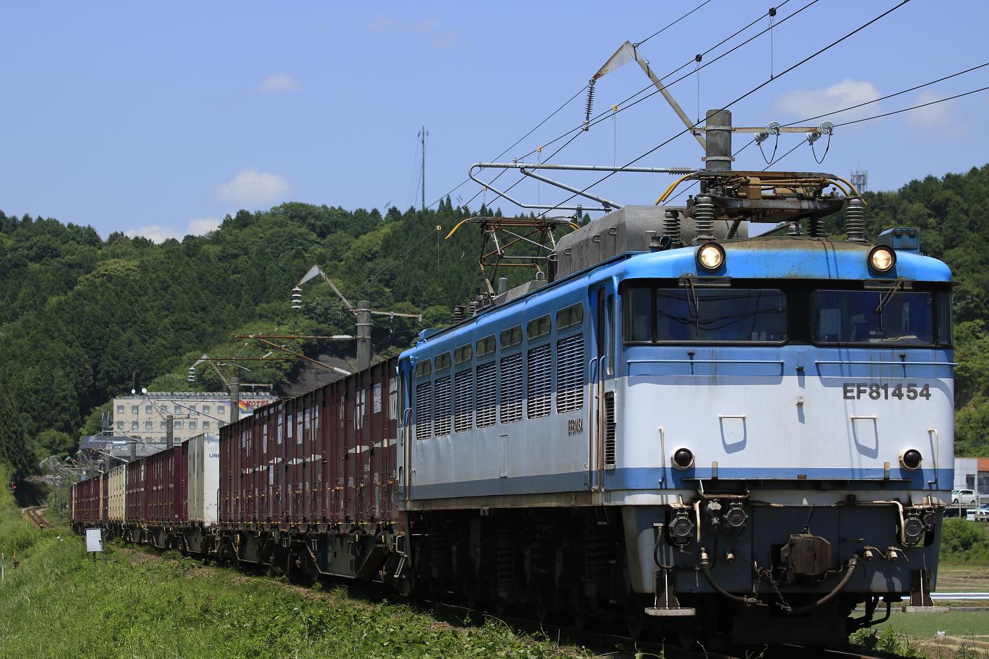 EF81 454: 房総地区113系を追って